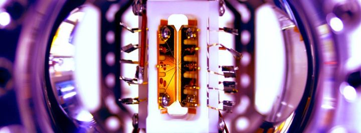 Scientists have built the worlds first re-programmable Quantum computer ...